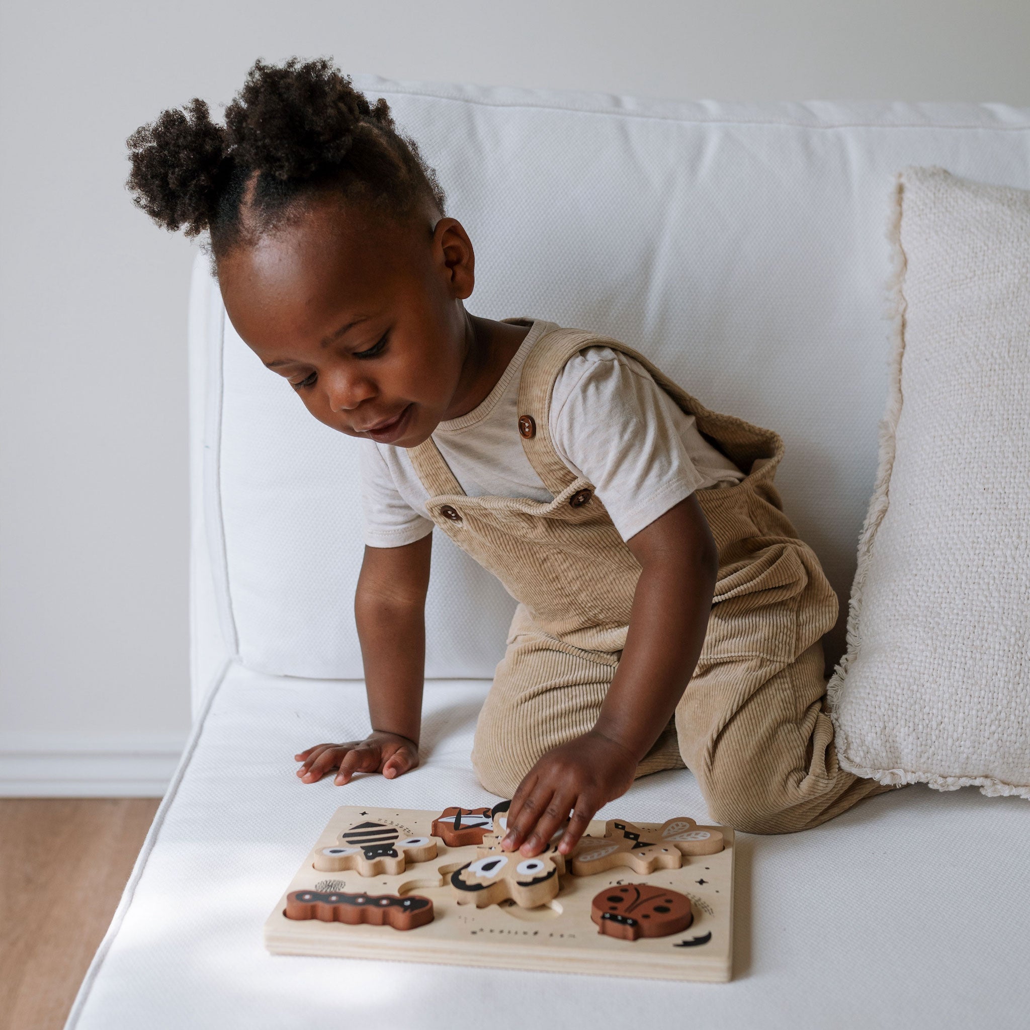 Wooden Tray Puzzle - Bugs – Wee Gallery
